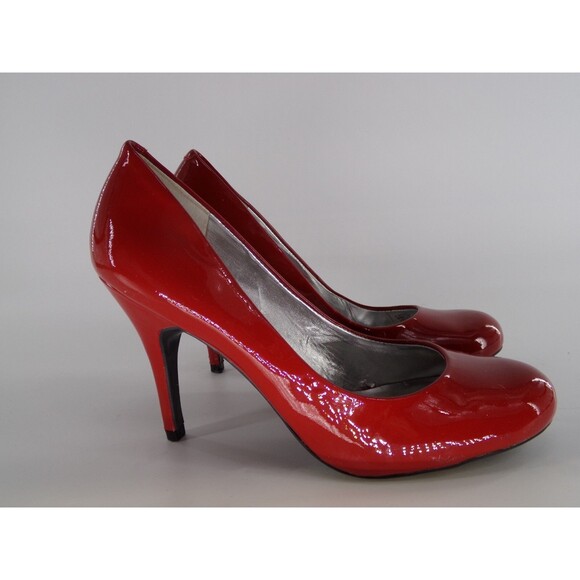 Jessica Simpson | Shoes | Jessica Simpson Red Patent Leather Pumps ...